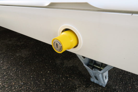 Milenco Corner Steady Leg Nut Lock - Towsure