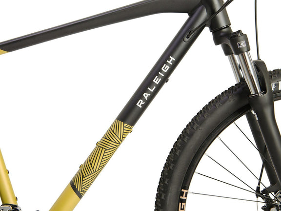 Raleigh Strada X Rugged Hybrid Bike